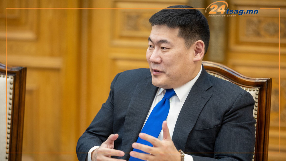 Л Оюун Эрдэнэ Нийгэм эдийн засагт өгөөжөө өгөх хувийн хэвшлийн төсөлд Засгийн газар дэмжлэг